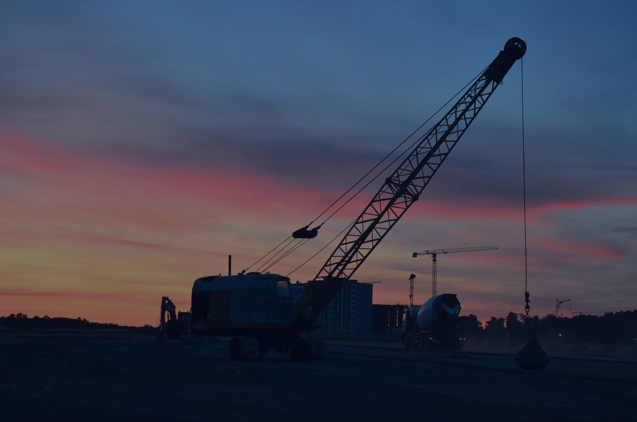 ROCKY CRANES – WE LIFT ROCKY